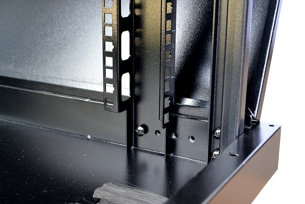 18U 24 inch rack PORTABLE UNDER DESK 19″ Enclosure SYSRACKS PR 18.600 ...
