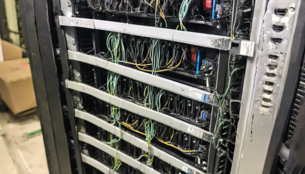 Seguridad en racks de TI – SysRacks.com